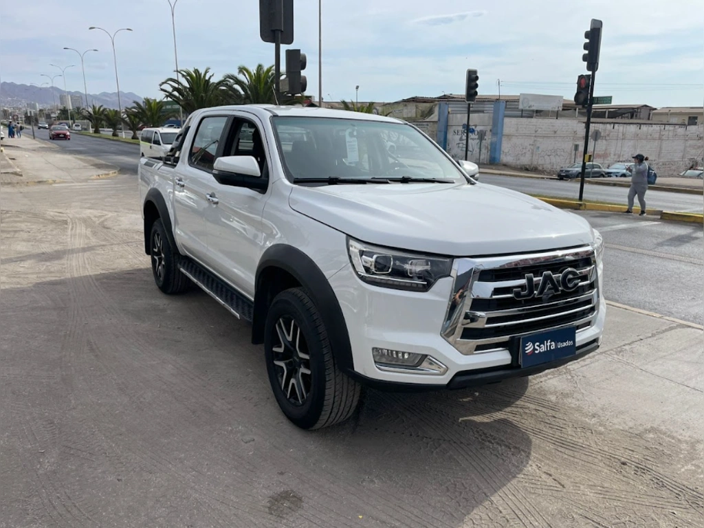 Jac T8 2.0 4X2 MT 4P año 2022