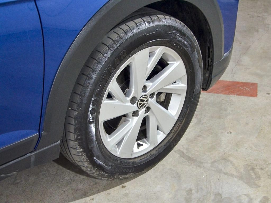 Volkswagen Nivus 1.0 TSI COMFORTLINE 4X2 A año 2025